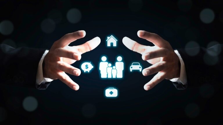 Uber & Lyft Insurance Loopholes: Avoiding Injury Claims in Illinois